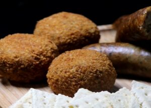 How to Eat Boudin Sausage: The Ultimate Guide for Cajun Food Lovers